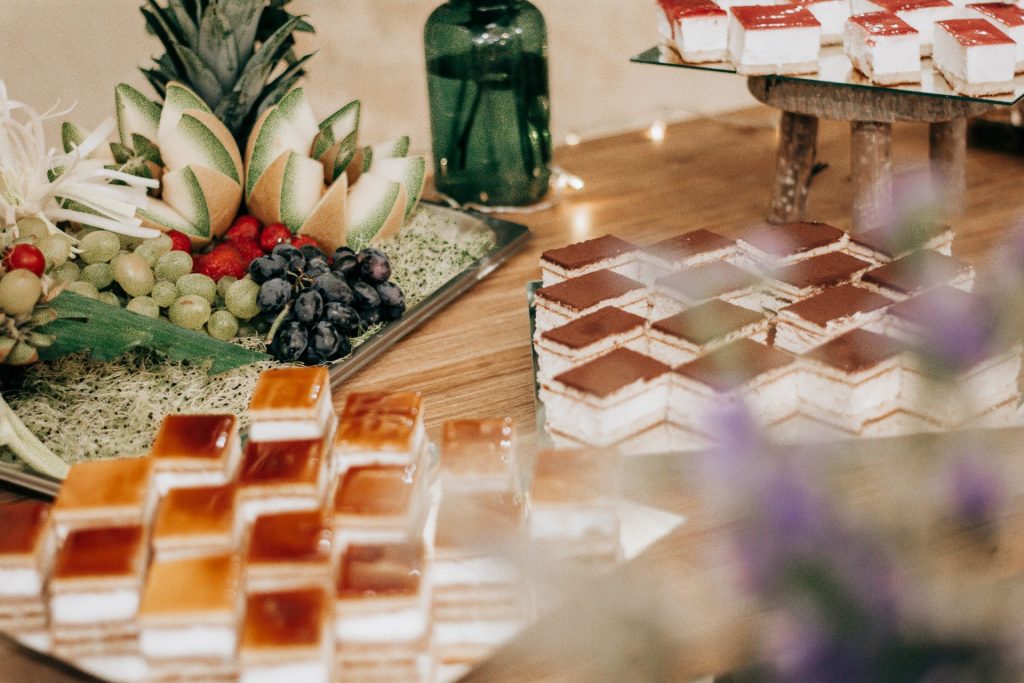 Cómo elegir el menú perfecto para tu boda - Catering Joaquín Jaén